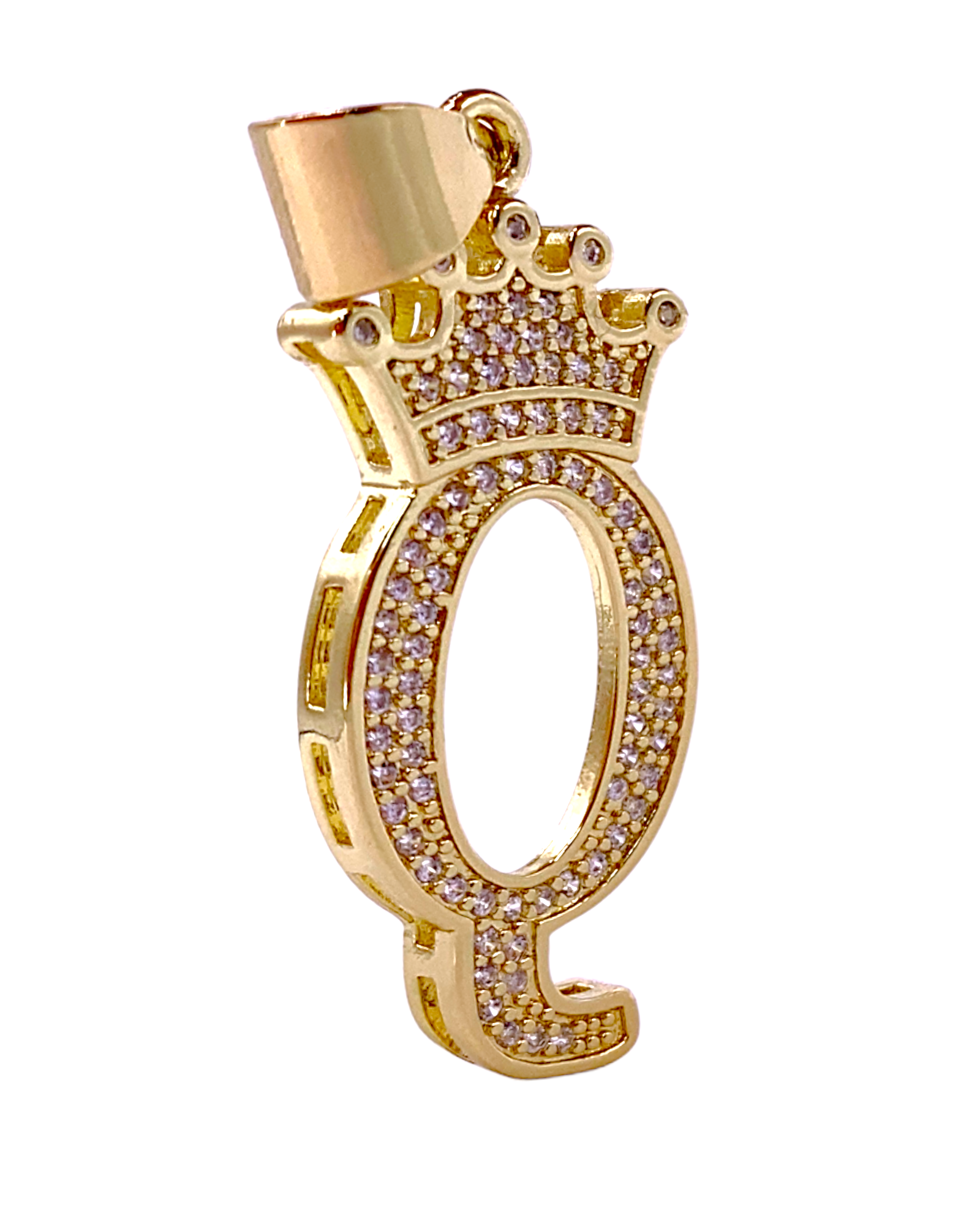 1.5” Letter Q Crown Pendant B166 – Oro Laminado Elsa